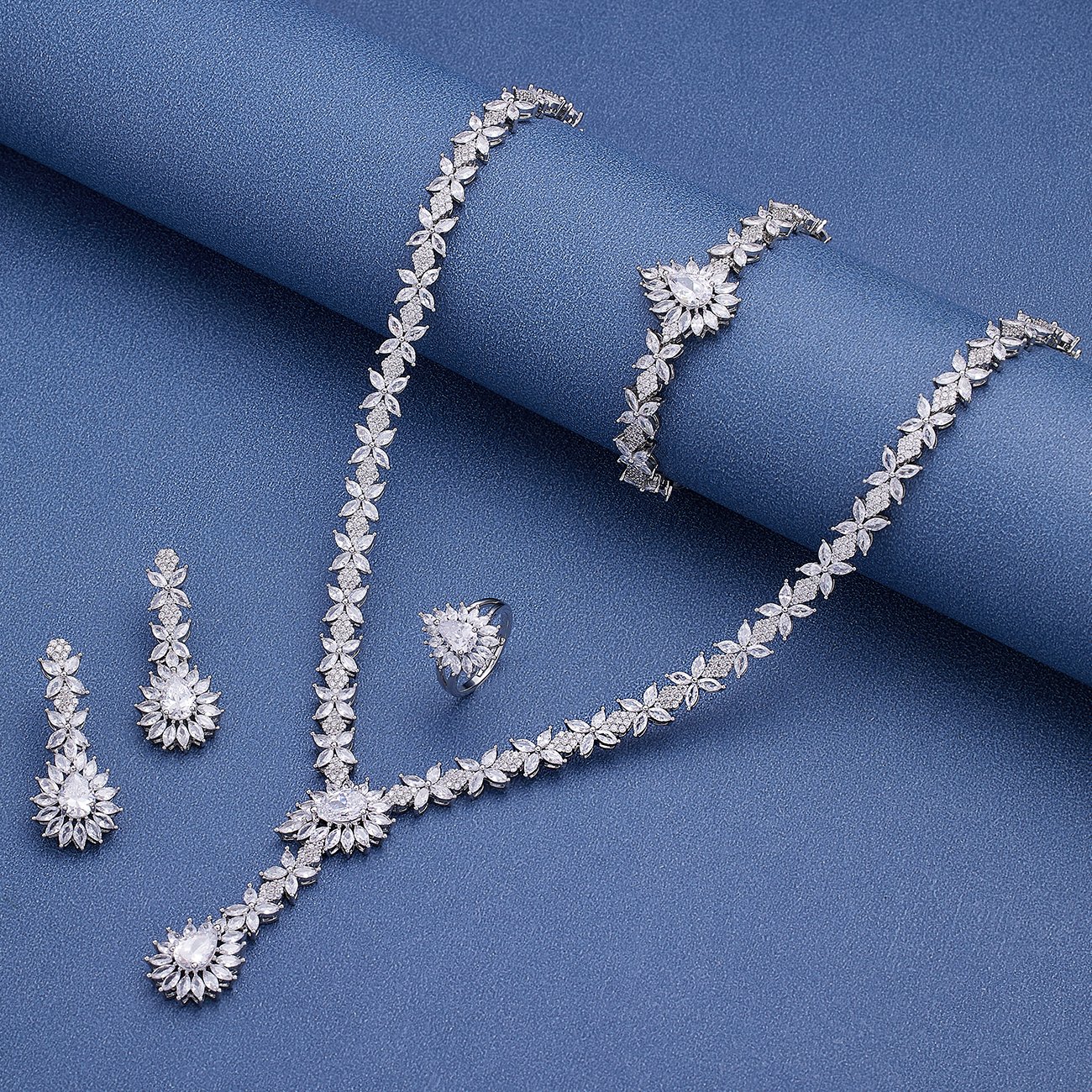 Flora Grace Platinum Plated Jewelry Set - ZY-DZ057 | OMI EN VOGUE
